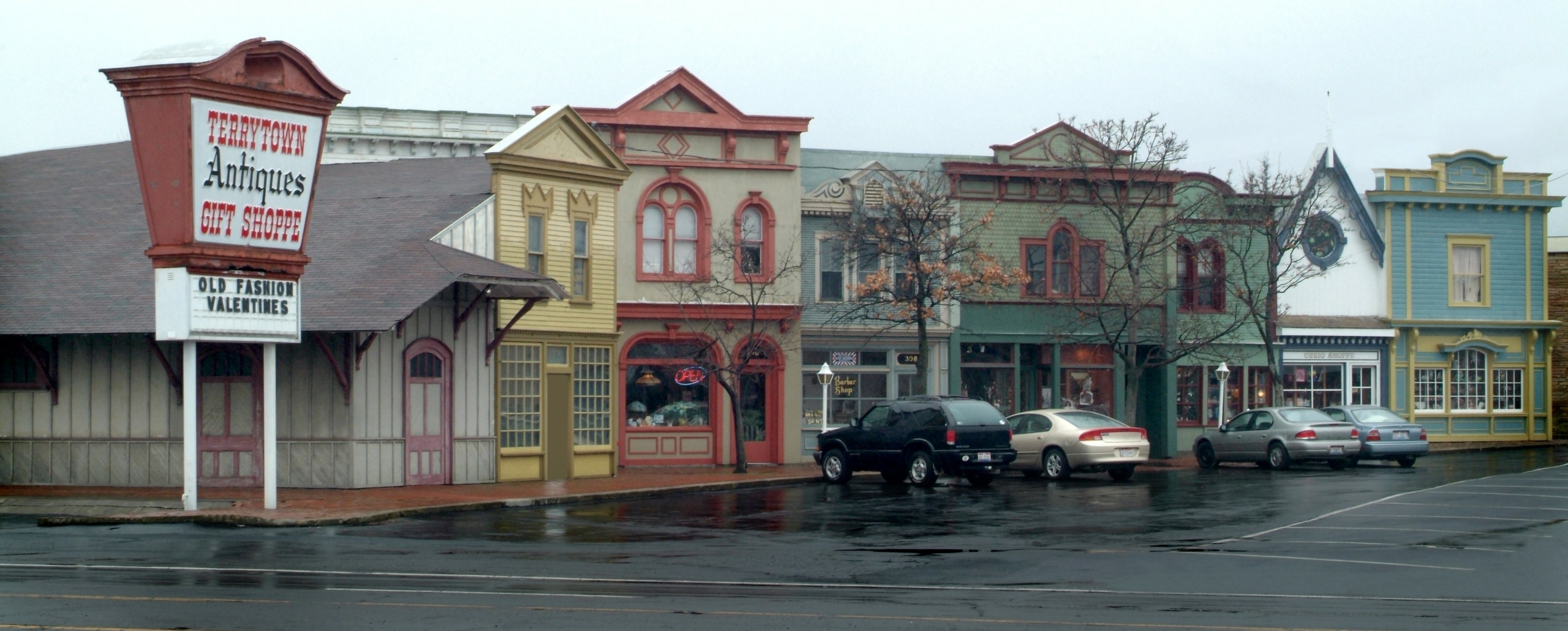 Terrytown Antiques & Gift Shop | Explore Mahoning